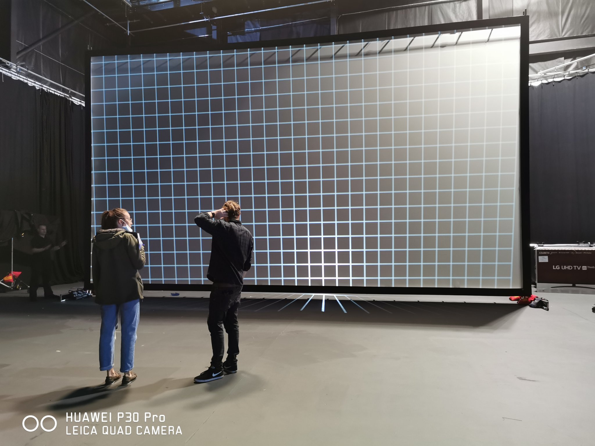 Projector Hire and Screen Hire | Hire a Projector and Screen near me